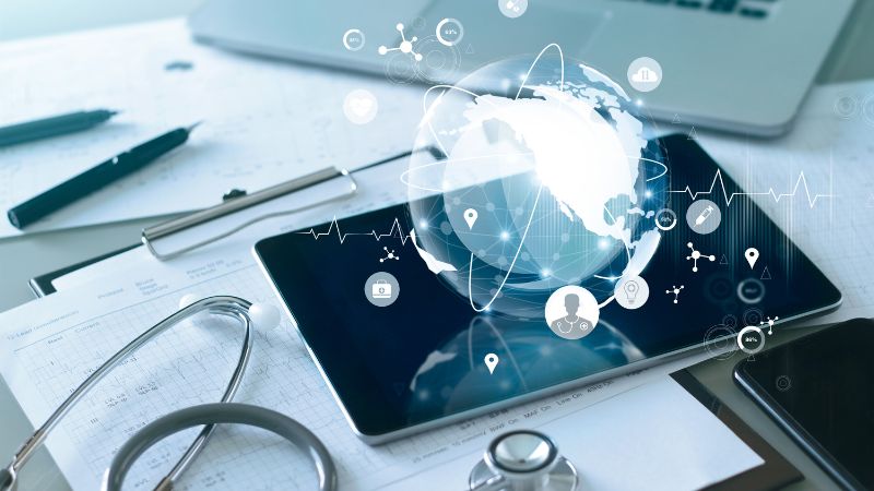 4 Ways Technology Can Help Support Your Healthcare Staff 4 Ways Technology Can Help Support Your Healthcare Staff